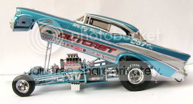 Modelbrouwers.nl modelbouw • Toon onderwerp - Chopped '57 Chevy Belair