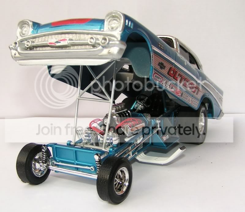 Modelbrouwers.nl modelbouw • Toon onderwerp - Chopped '57 Chevy Belair