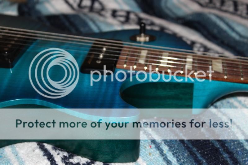 NGD - Gibson Les Paul Futura Pacific Blue Fade - Electric Guitars ...