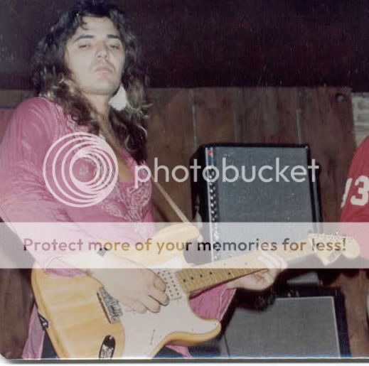 Univox Ripper - Electric Guitars - Harmony Central