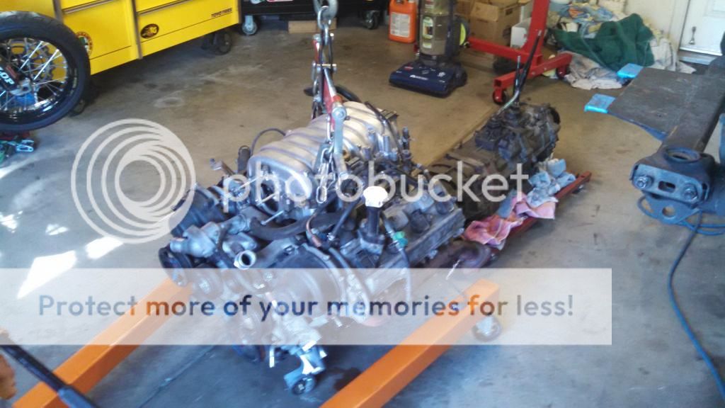 2uz w/ 5spd swap in a SAS'd/Linked 95 4runner | Pirate 4x4